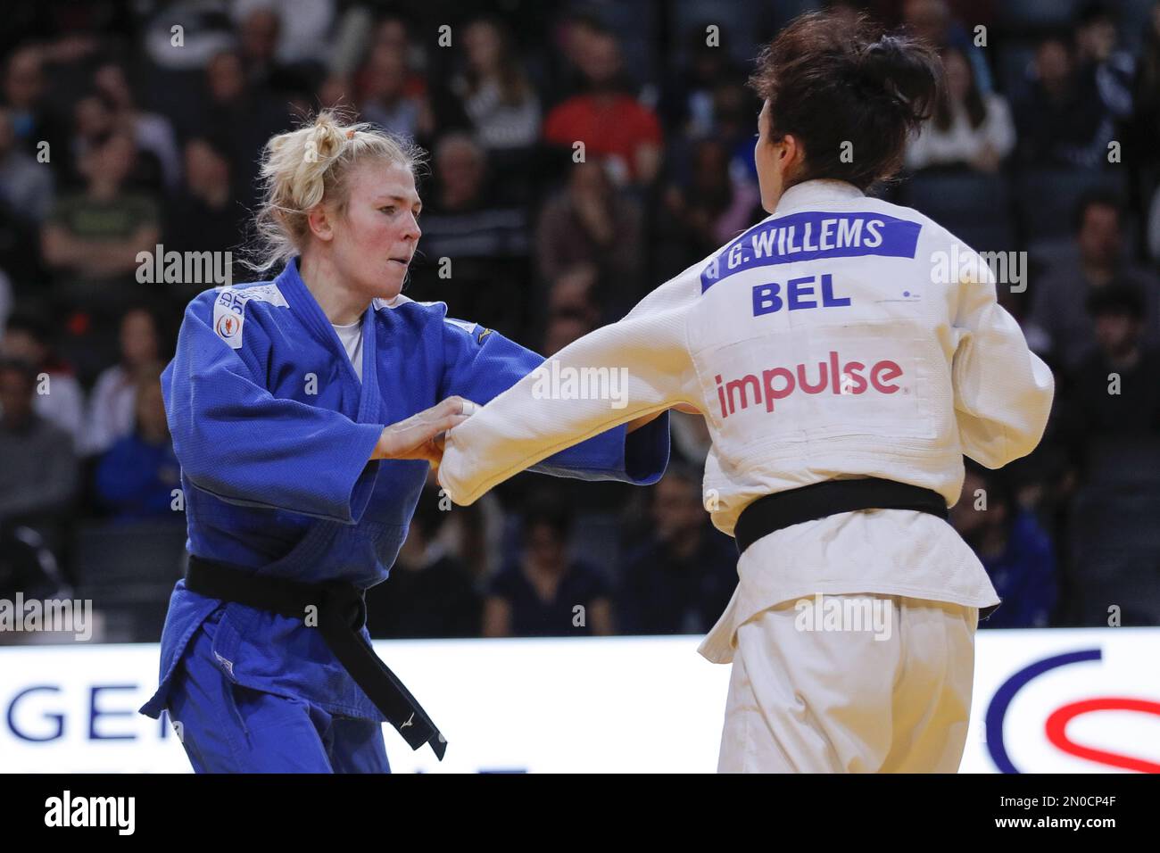 Kim Polling (NED) a participé à la compétition contre Gabriella Willems ...