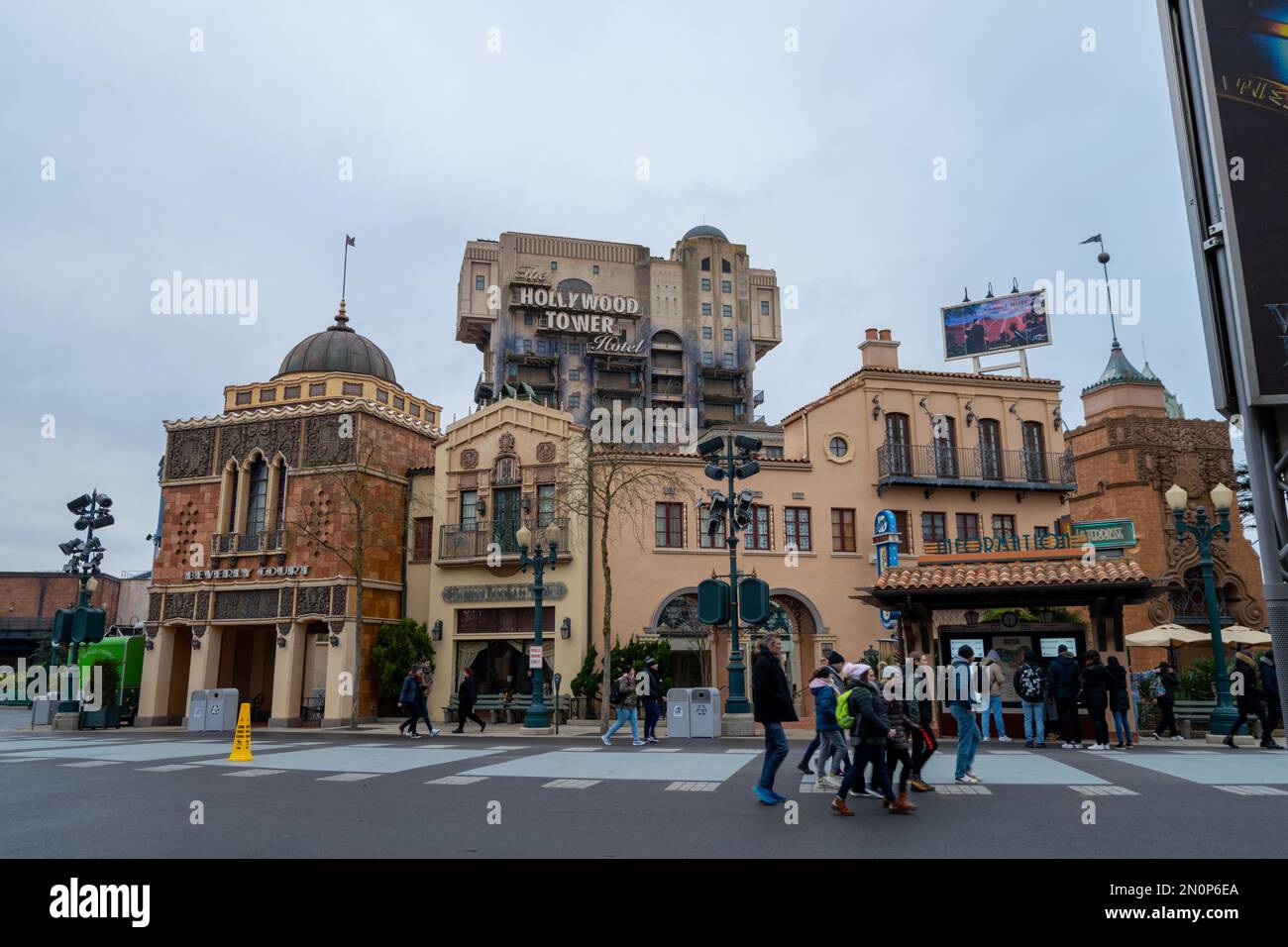 Disneyland studios Park Paris. Paysage de l'hôtel Hollywood Tower ...