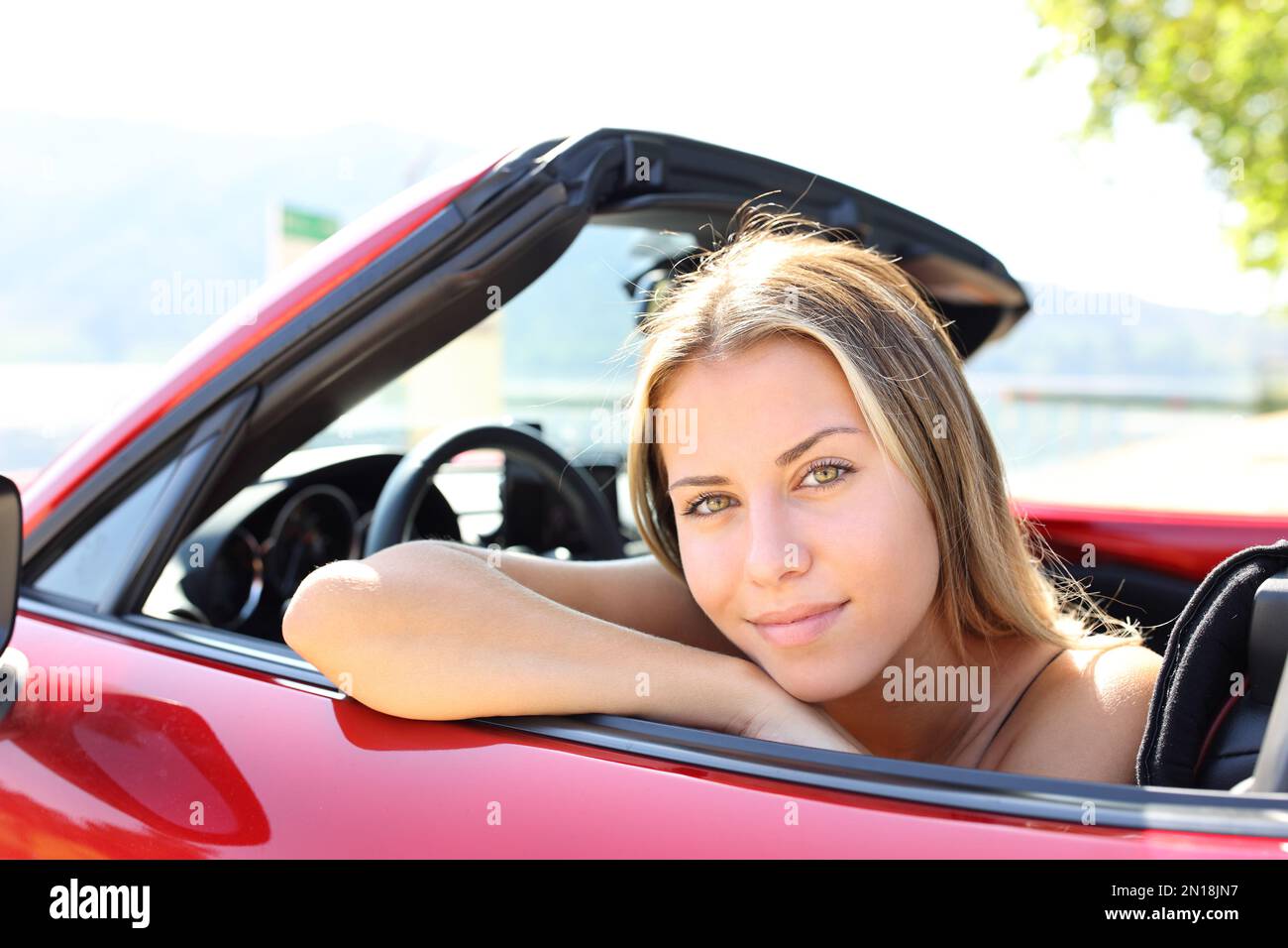 Loueur de voiture Banque de photographies et d’images à haute résolution - Alamy