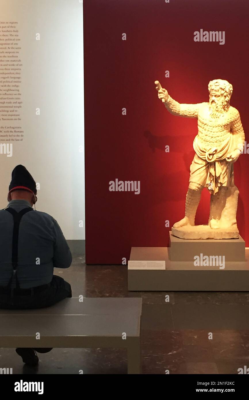 Statue de l'ancien acteur grec Altes Museum Berlin Photo Stock - Alamy