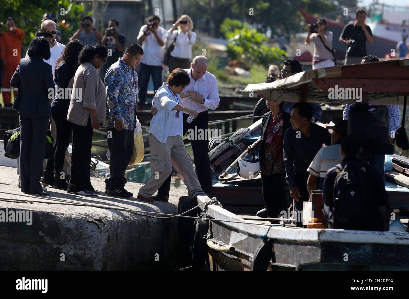 Family of Australian death row prisoners Andrew Chan and Myuran ...