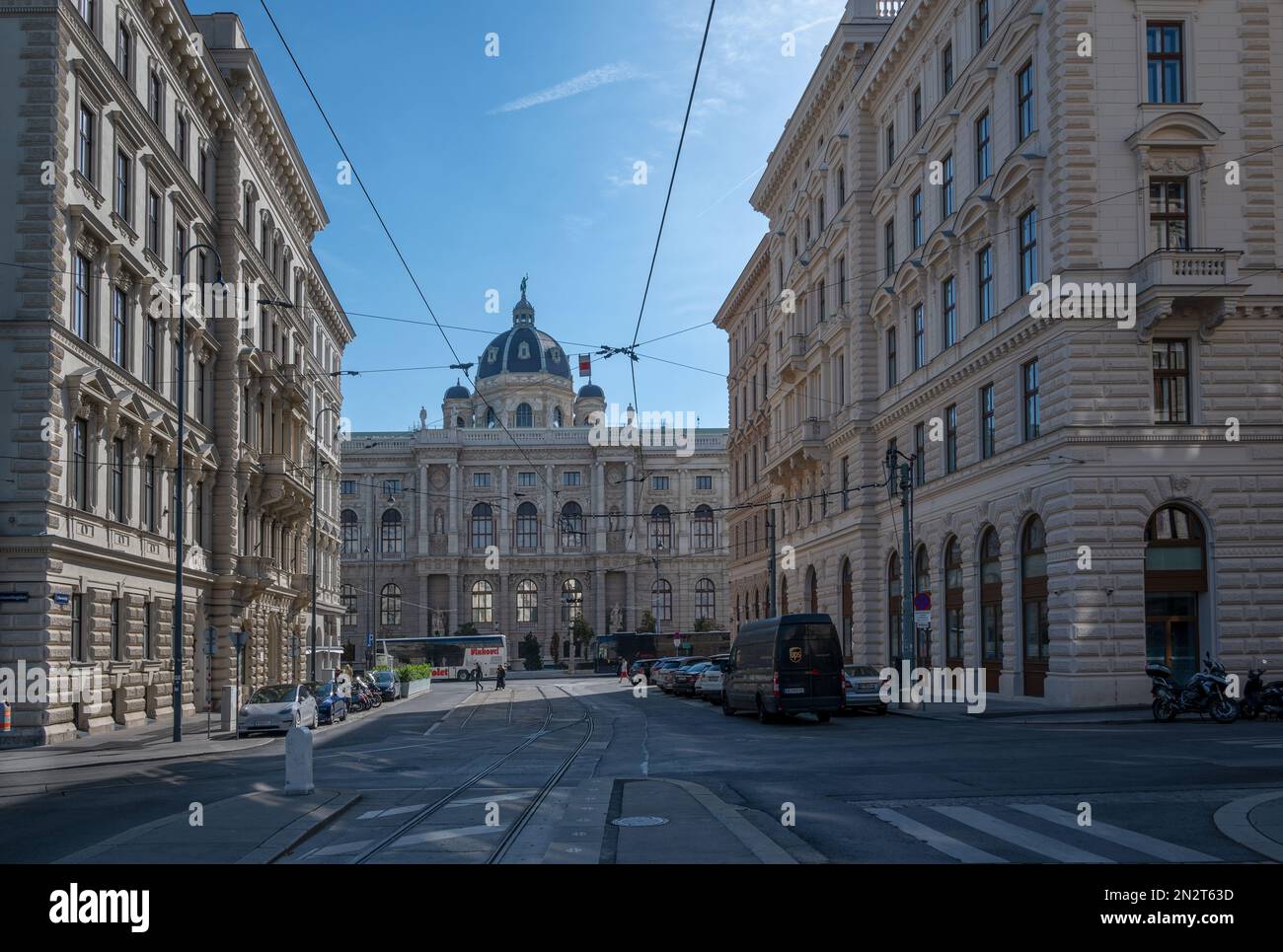Vue sur les anciens bâtiments de la Vienna Ring Road (Ringstrasse), un grand boulevard ...