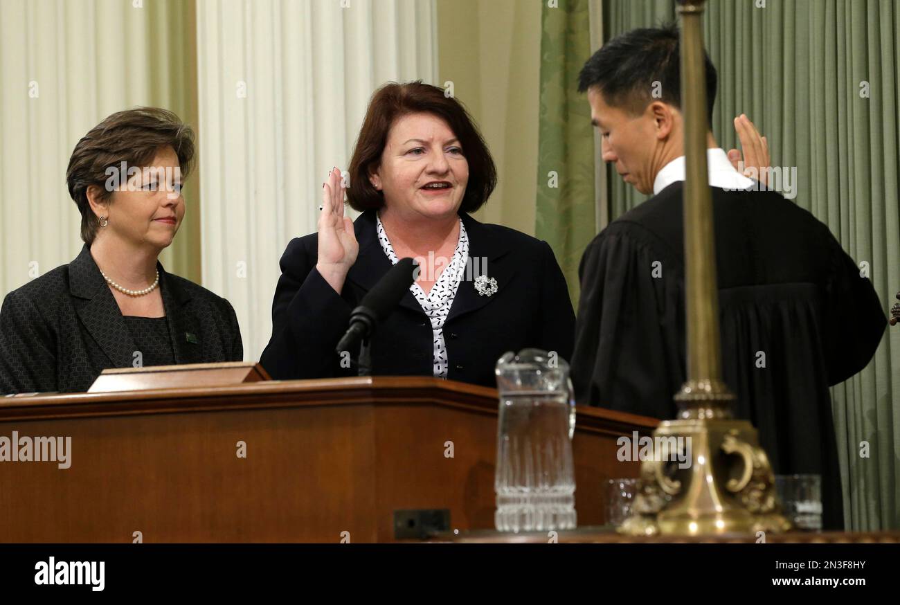 Assemblywoman Toni Atkins, D-San Diego, center, is sworn in as Assembly ...