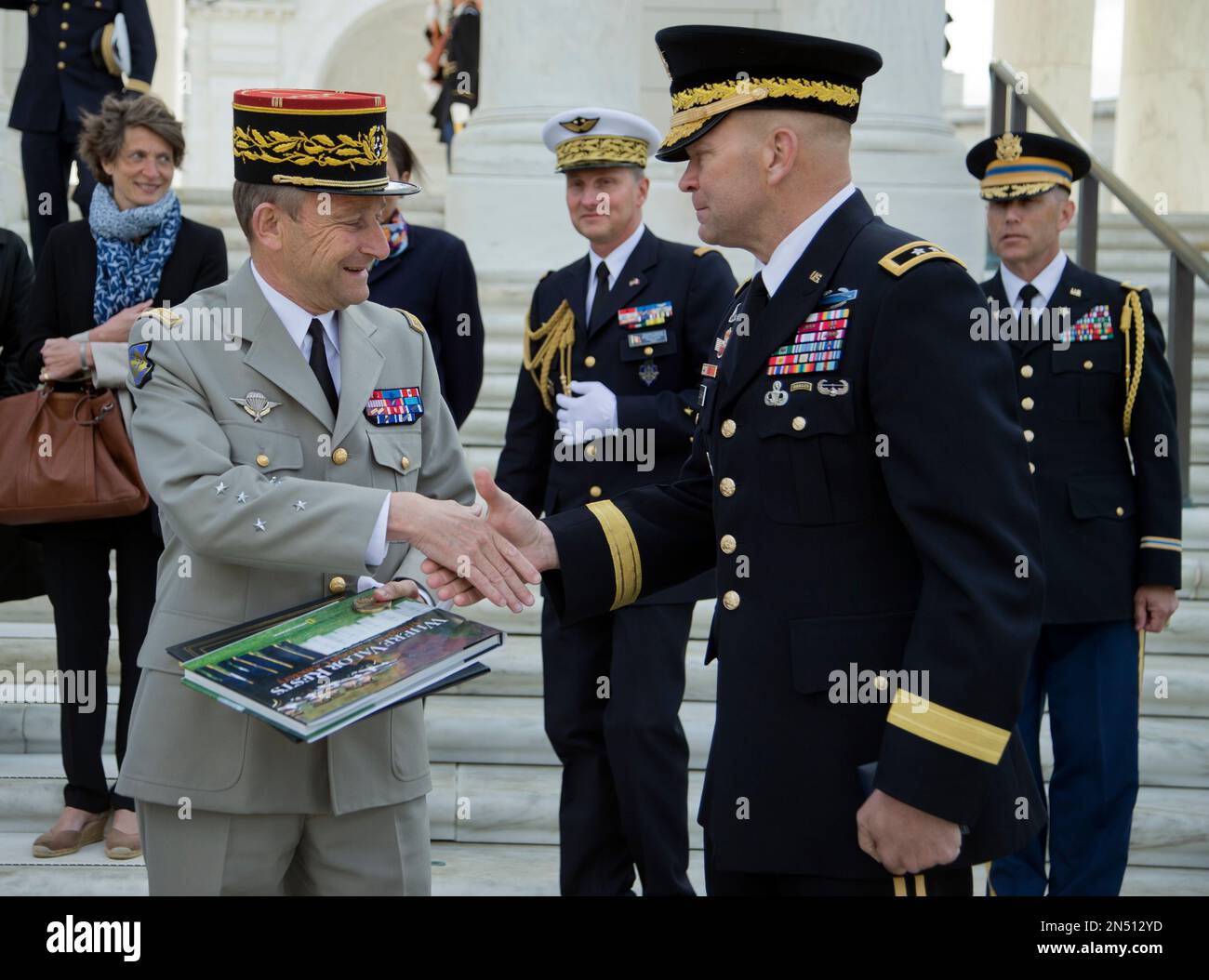 French Chief of Defense Gen. Pierre de Villiers and U.S. Army Military ...