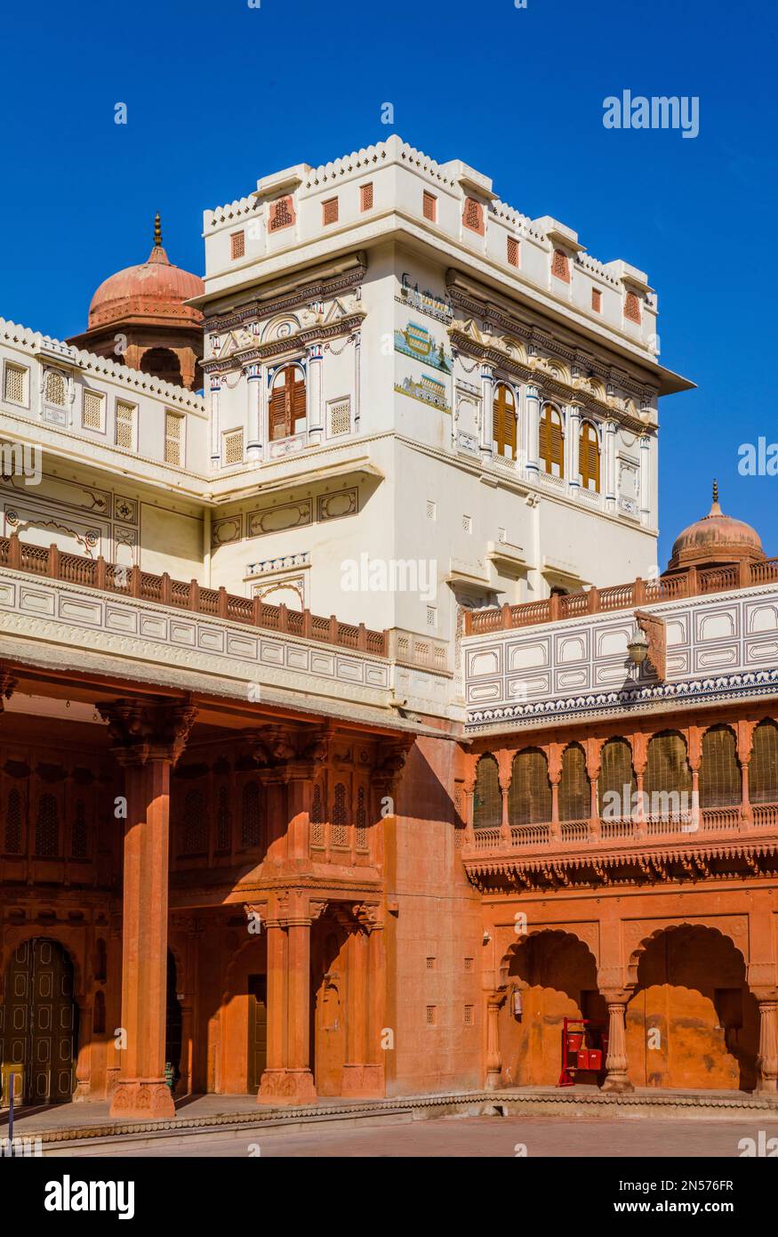Karan mahal junagarh fort bikaner Banque de photographies et d’images à ...