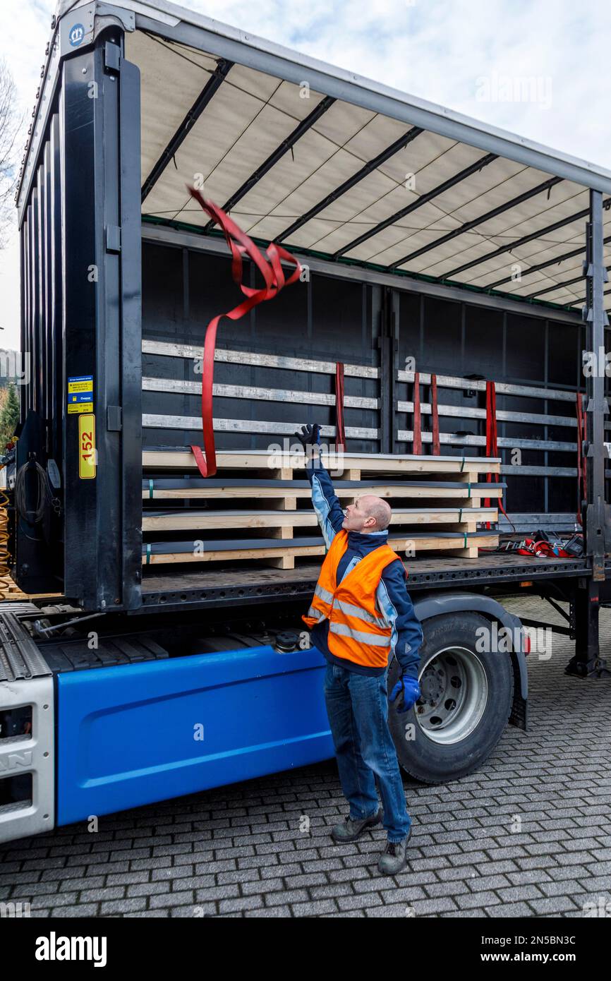 Transport de marchandises, conducteurs professionnels dans la zone de ...