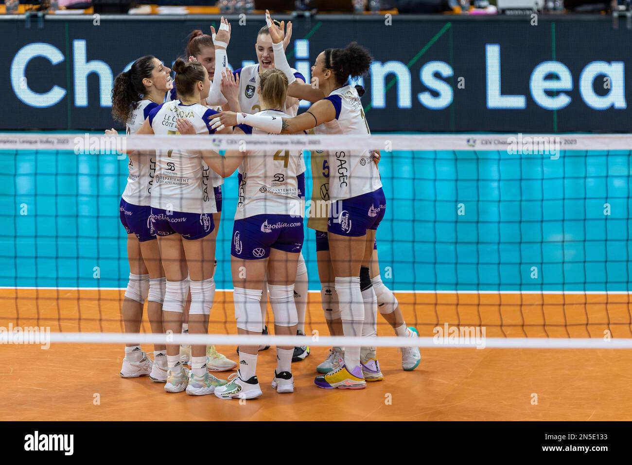 Volero le cannet Banque de photographies et d’images à haute résolution ...