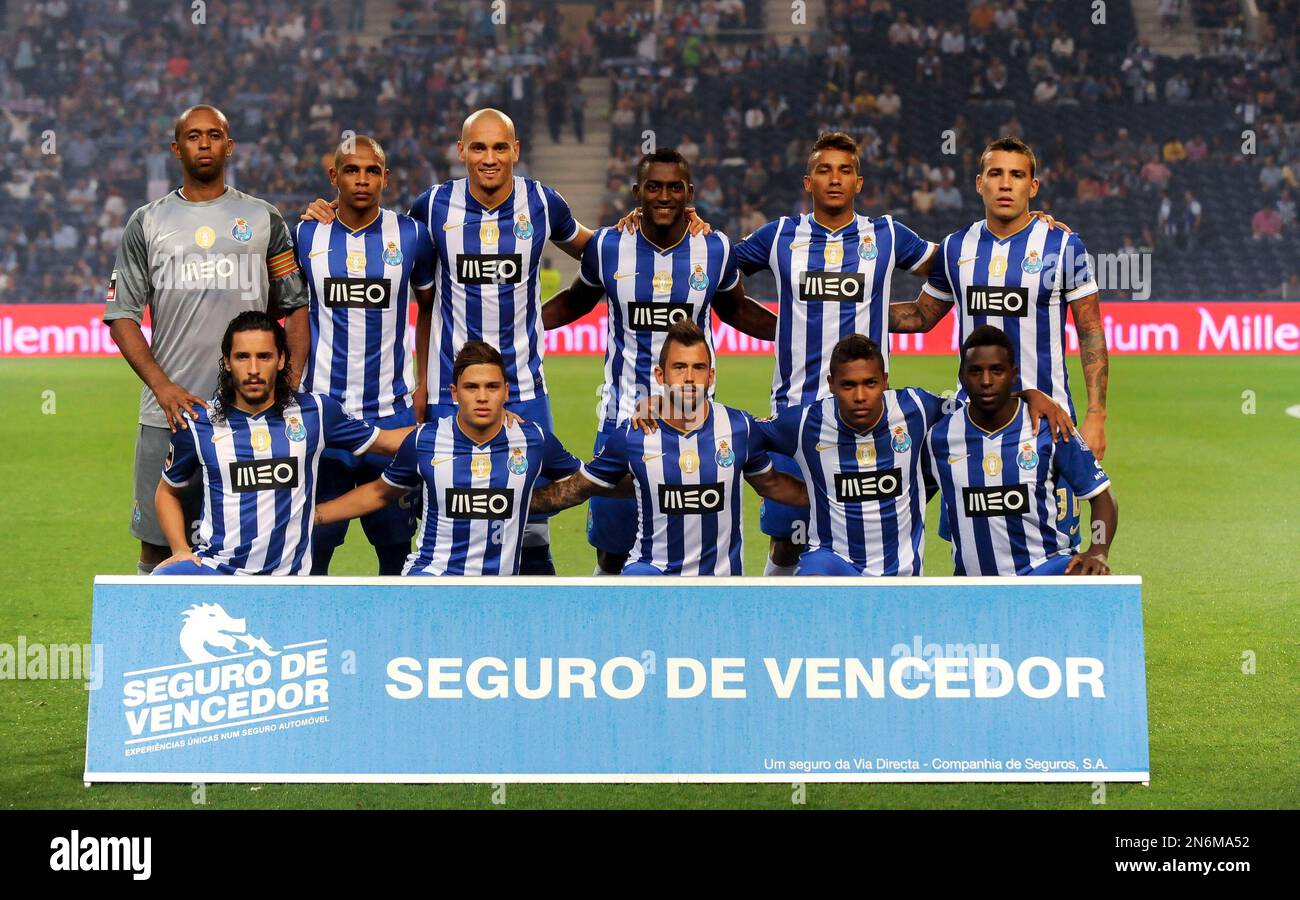 In this picture taken Saturday, Sept. 14, 2013 FC Porto's team line up ...