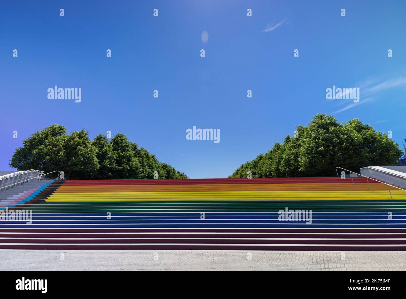 Drapeau de fierté de progrès Banque de photographies et d’images à ...