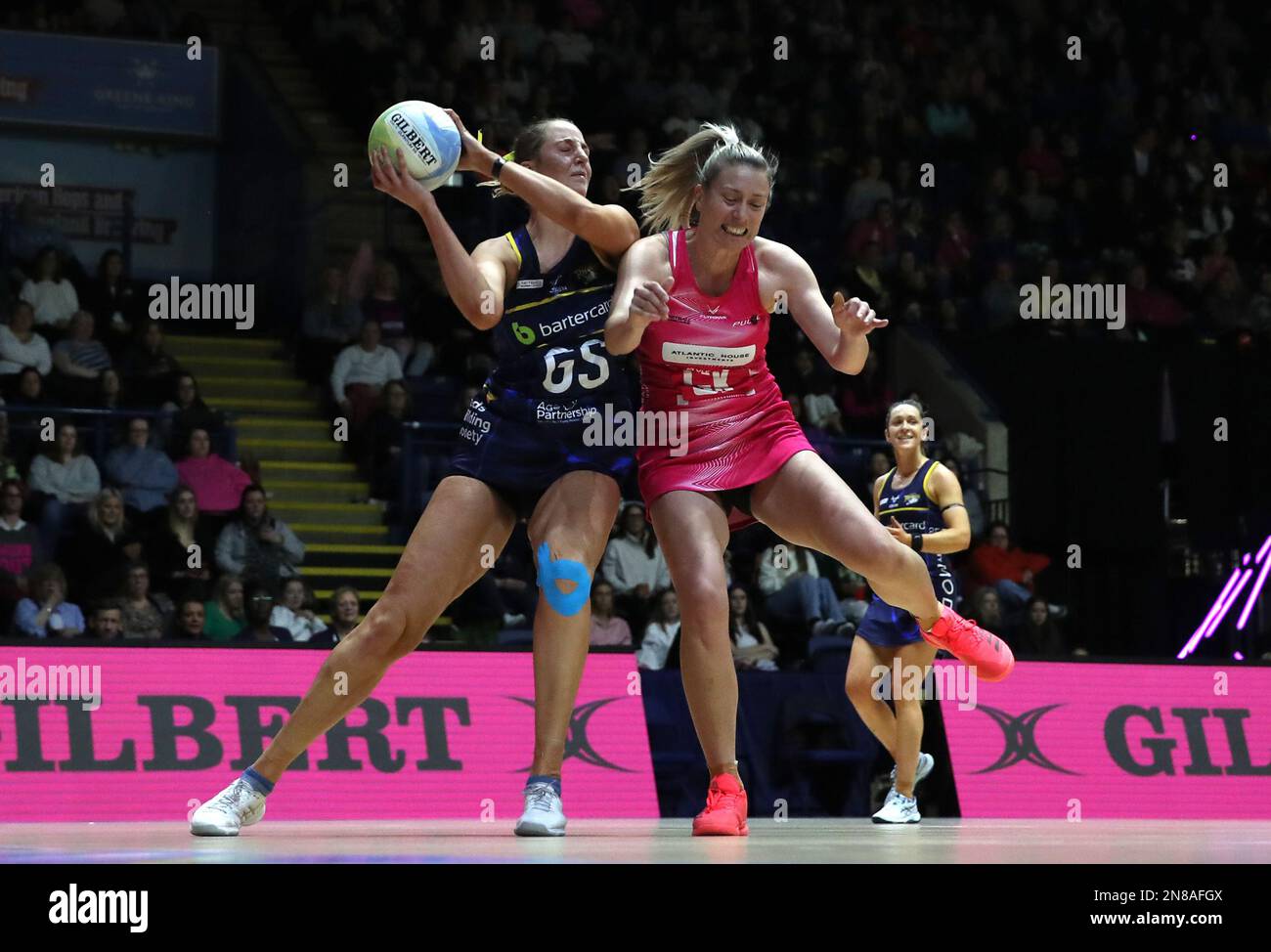 Ellie Bird de Leeds Rhinos (à gauche) et Lindsay Keable de London Pulse ...