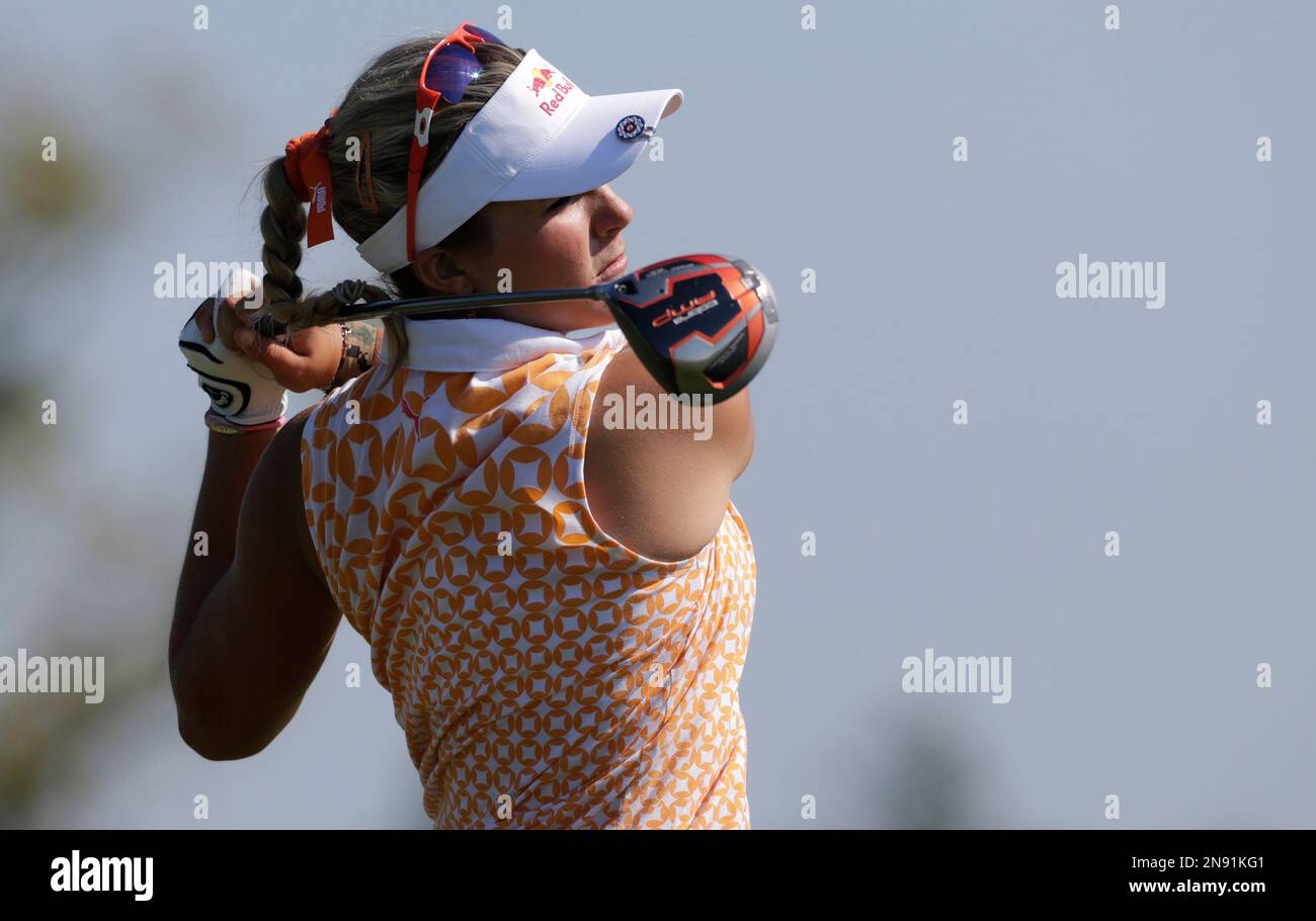 Lexi Thompson watches her drive from the 18th tee during second round ...
