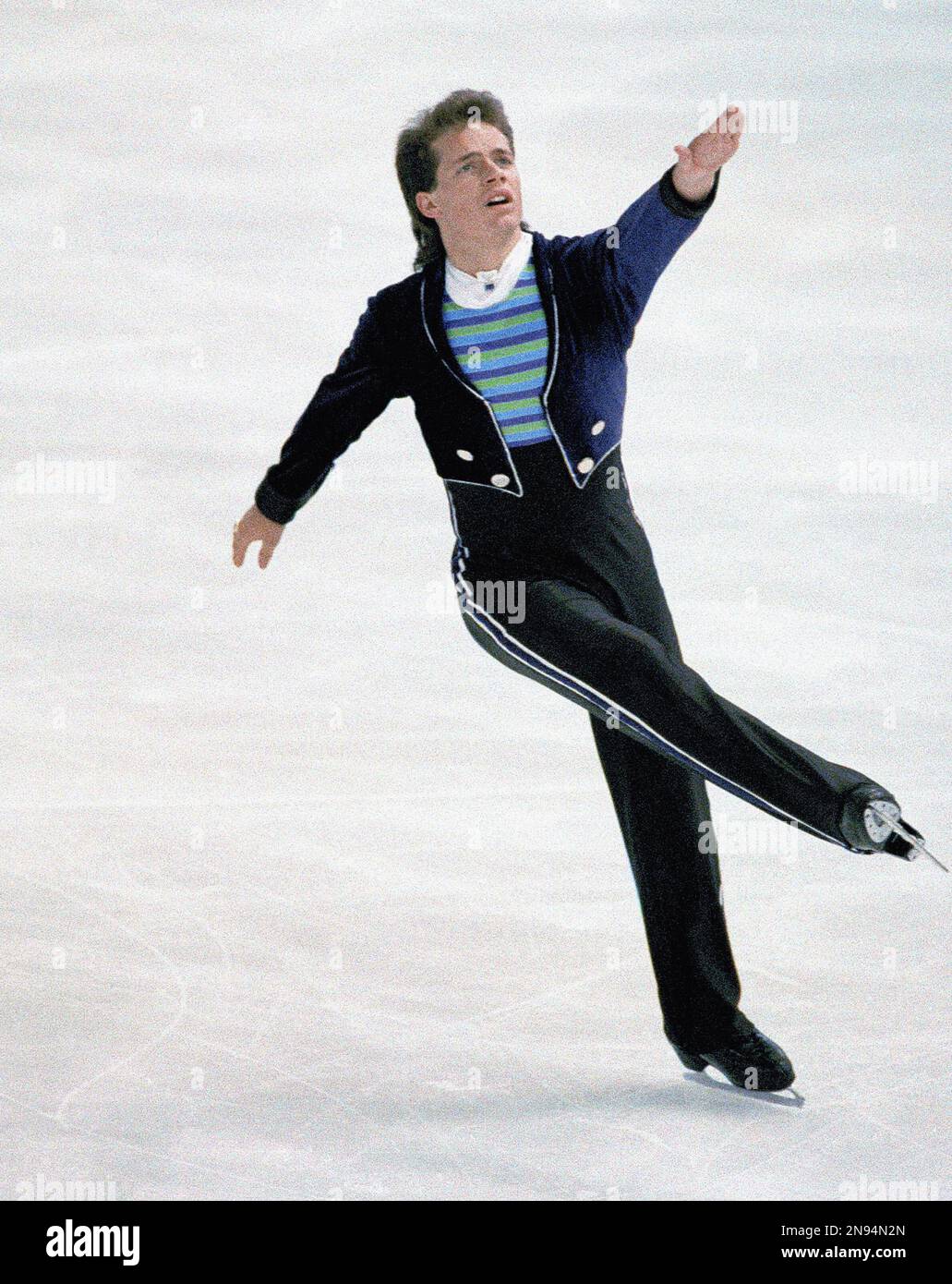 Kurt Browning of Canada performs on the ice ring of the Paris Bercy ...