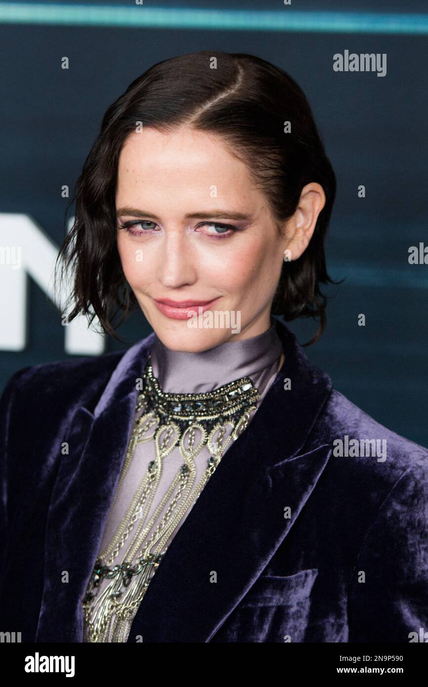 EVA Green participe à la première de la série Apple TV 'liaison' au cinéma Publicis on 12 ...