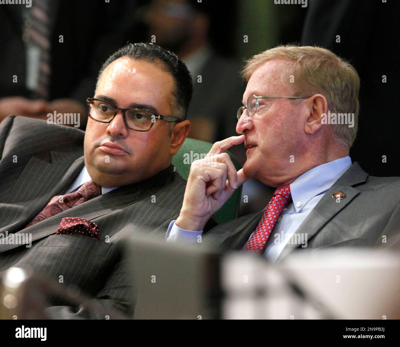 Assemblyman Paul Cook, R-Yucca Valley, right, talks with Assembly ...