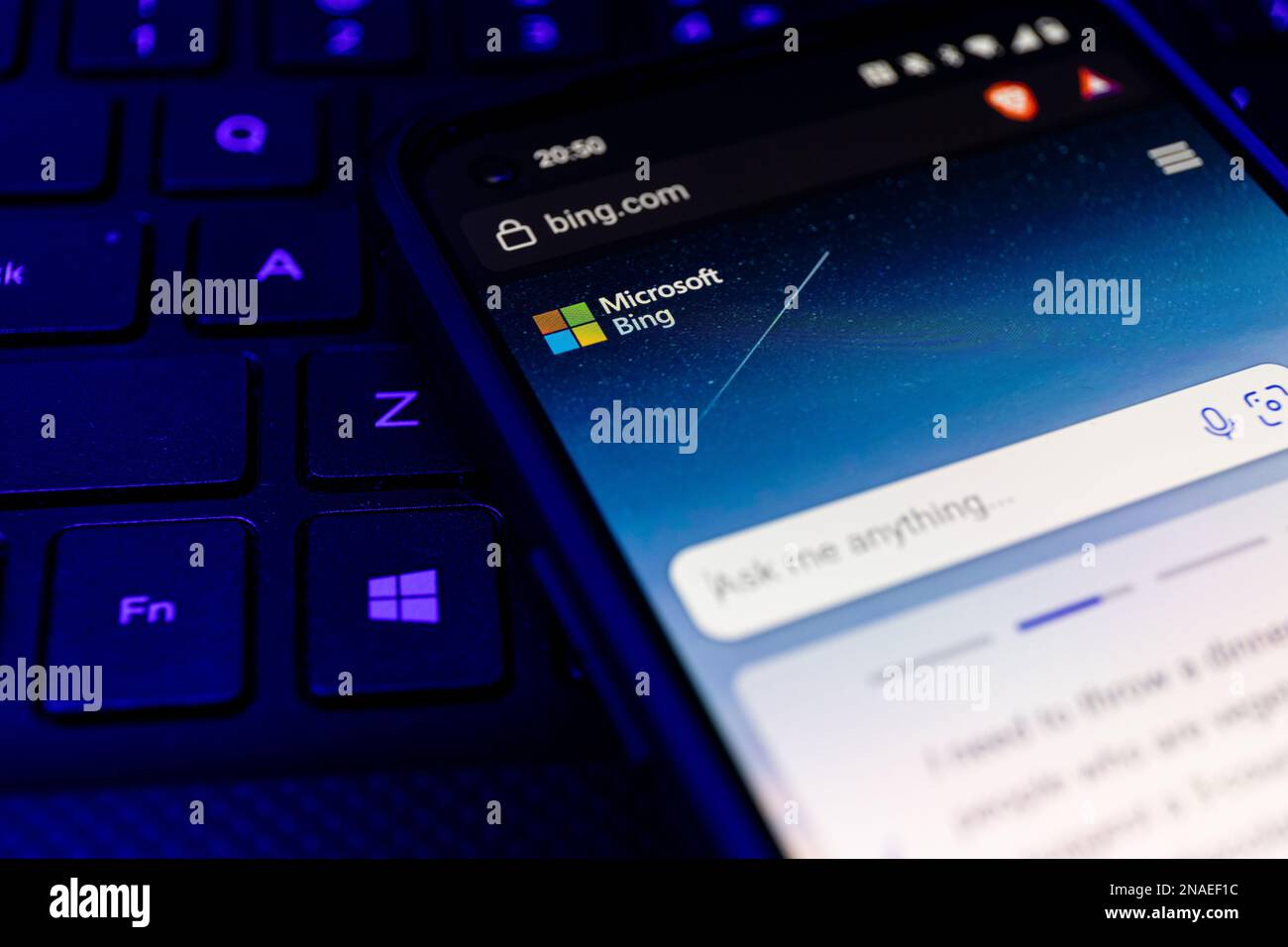 Kaunas, Lituanie - 2023 12 février: Bing à l'écran. Microsoft Bing est ... Kaunas, Lituanie - 2023 12 février: Bing à l'écran. Microsoft Bing est ...