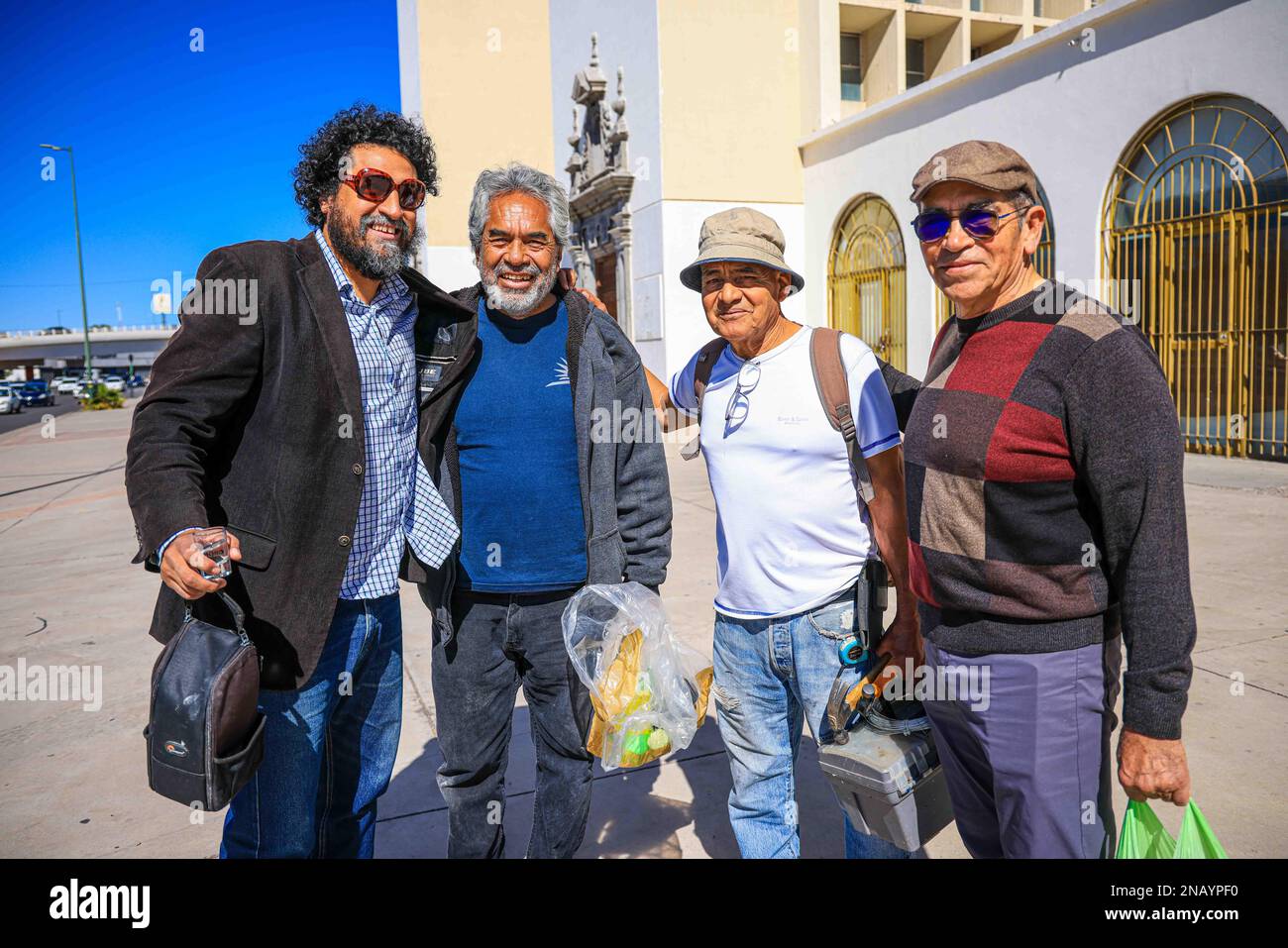 Cronica sonora Banque de photographies et d’images à haute résolution ...