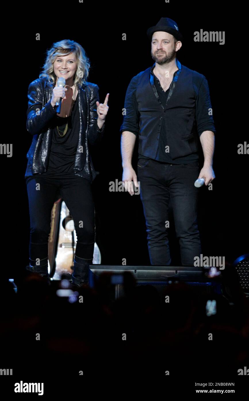 The American country music duo Sugarland featuring vocalist Jennifer ...