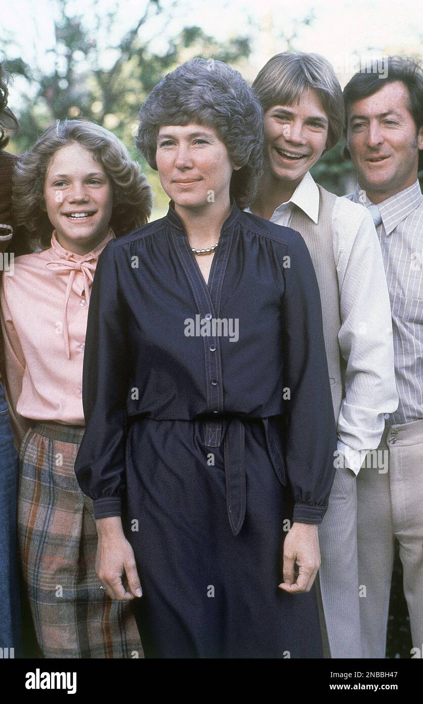 Betty Ellis, first woman soccer linesman in the US after the ...