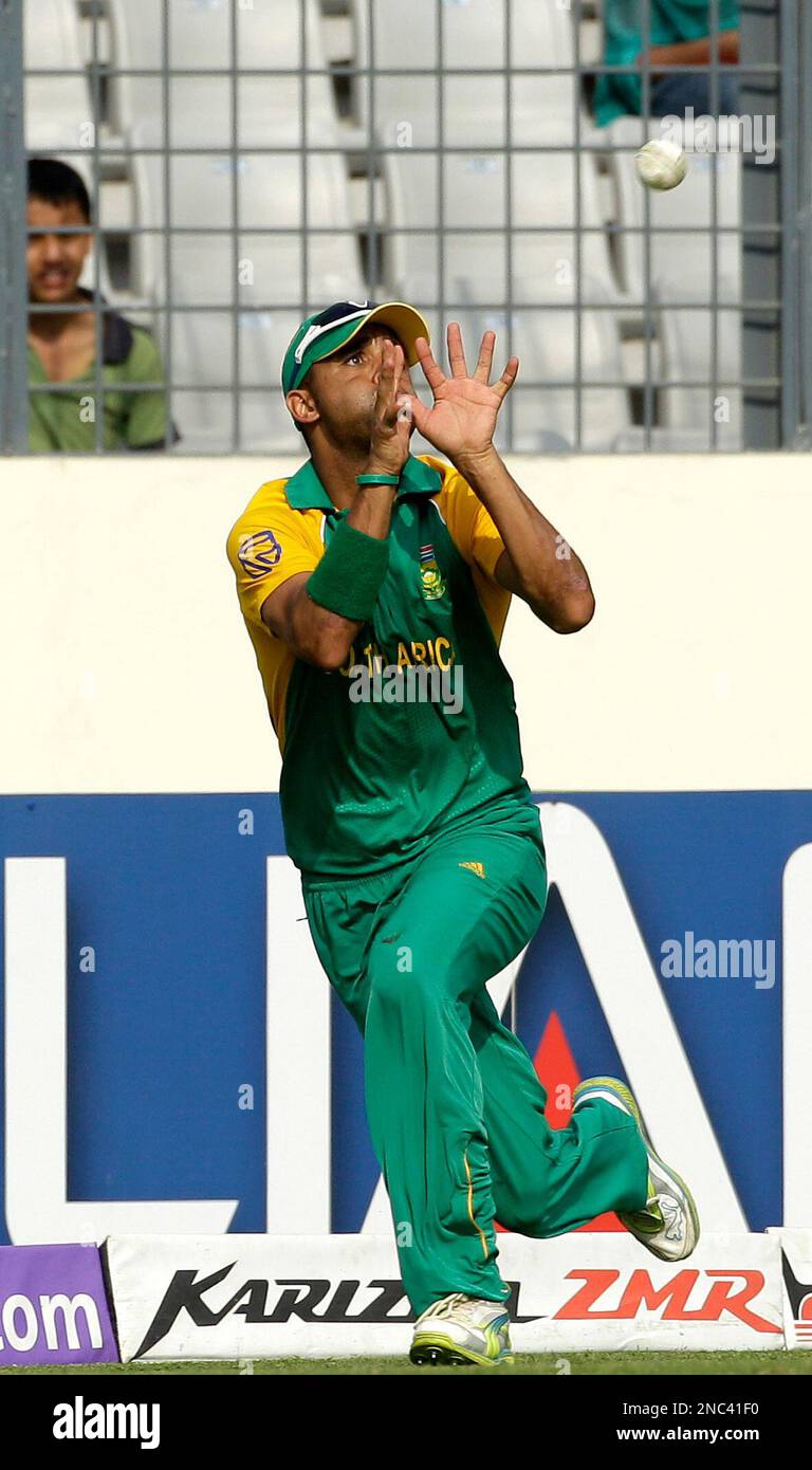 South Africa's Robin Petersen positions himself to take a catch off ...