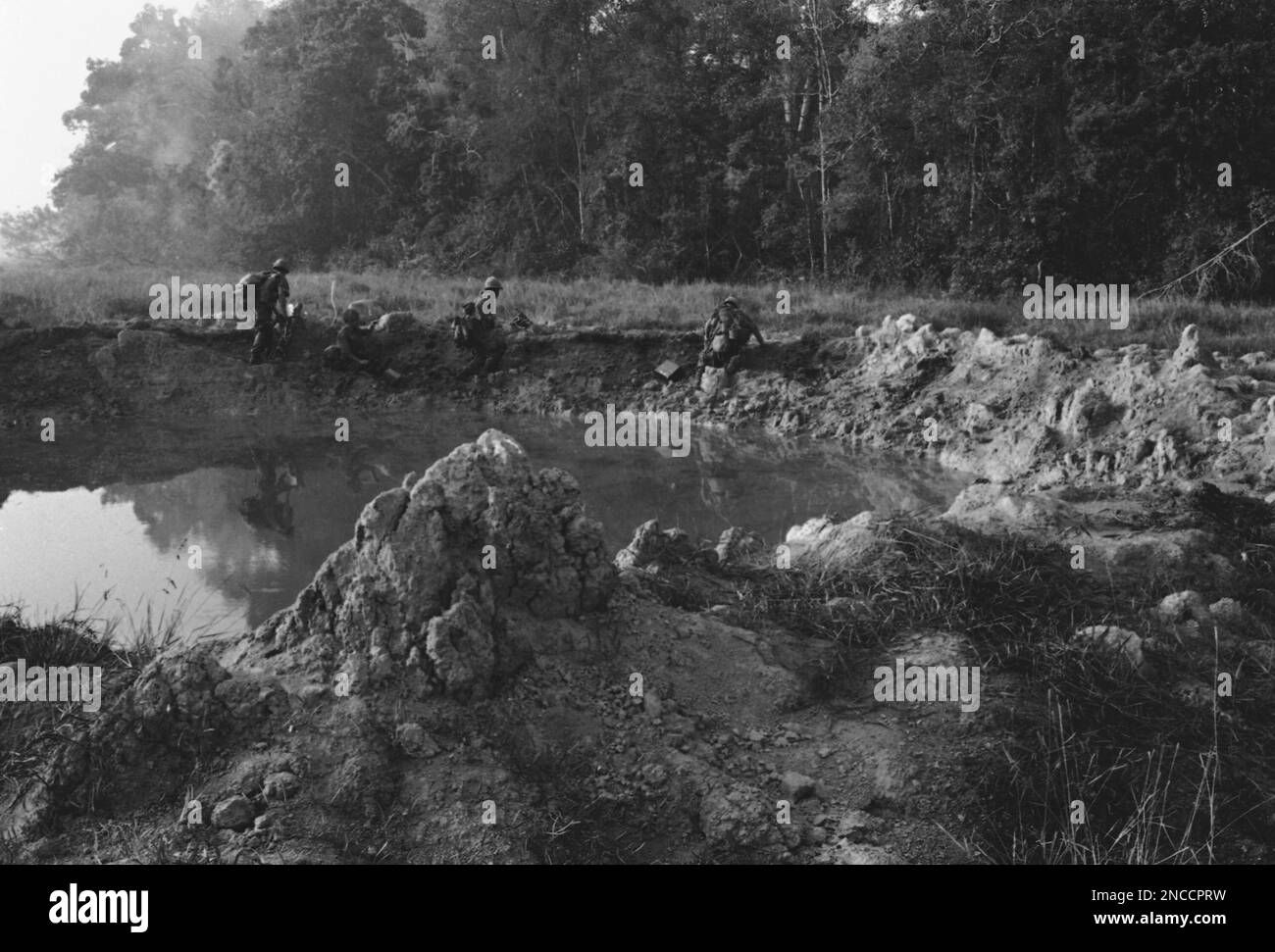 U.S. soldiers, landing in war zone C for Operation Junction City, take ...