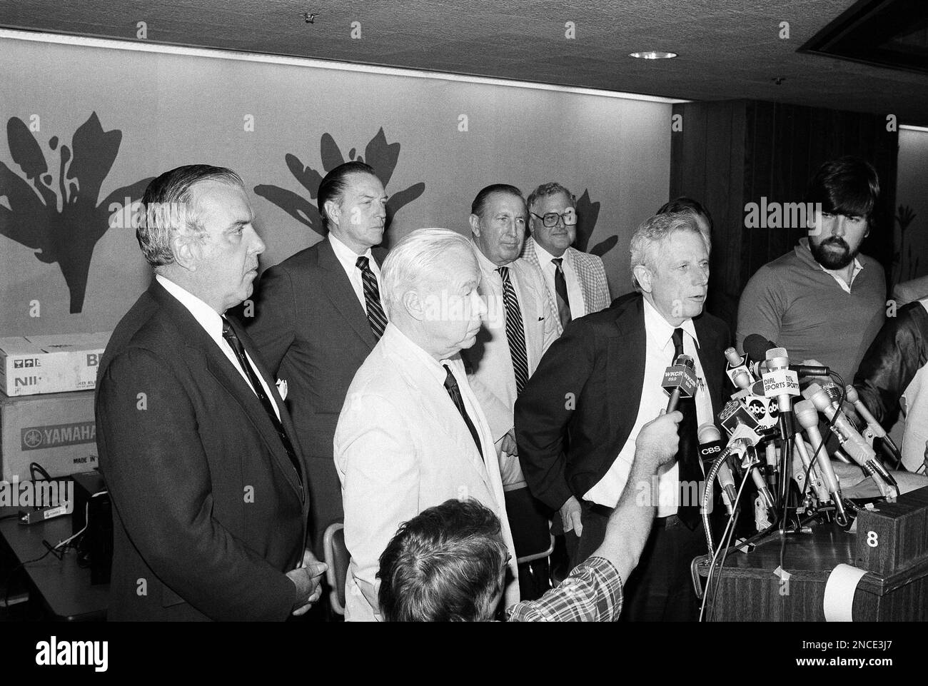 Ray Grebey, right, chief negotiator of the Player Relations Committee ...