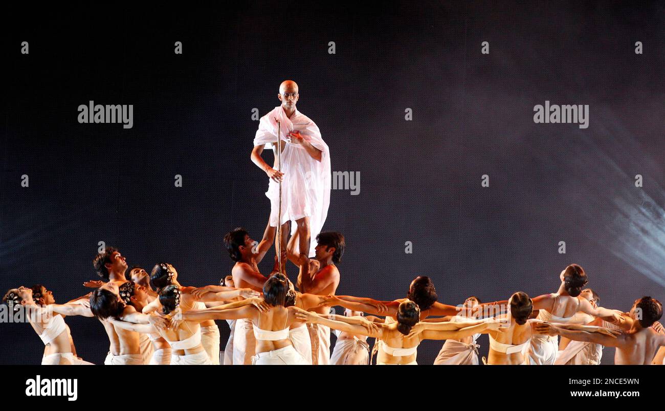 India's dancers perfome a rendition on the late Mahatma Gandhi during ...