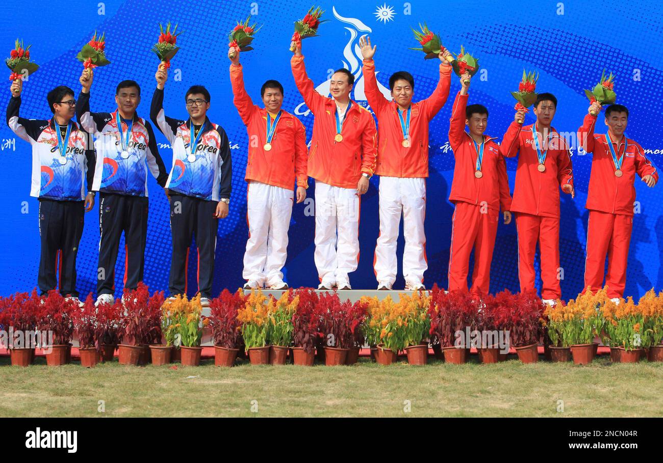 Medalists from left to right, Park Byung Taek, Jang Daekyu, and Hong ...