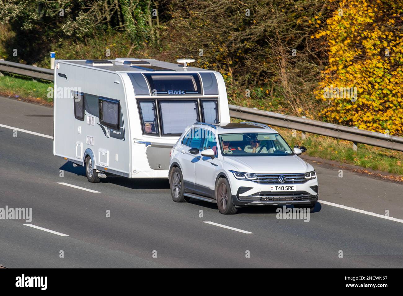Caravanes elddis chatsworth Banque de photographies et d’images à haute ...