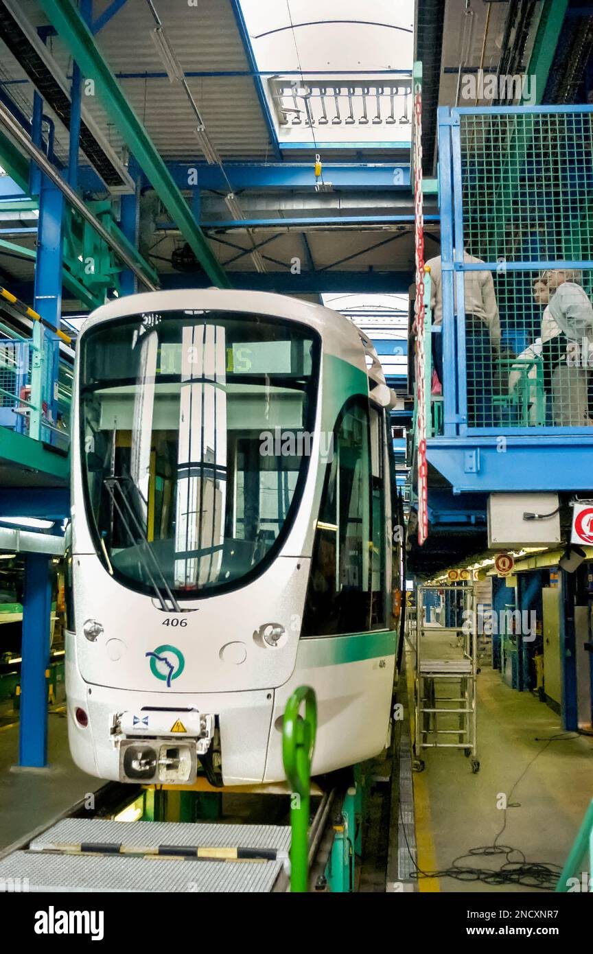 Paris, France, atelier RATP, hommes travaillant dans les transports ...