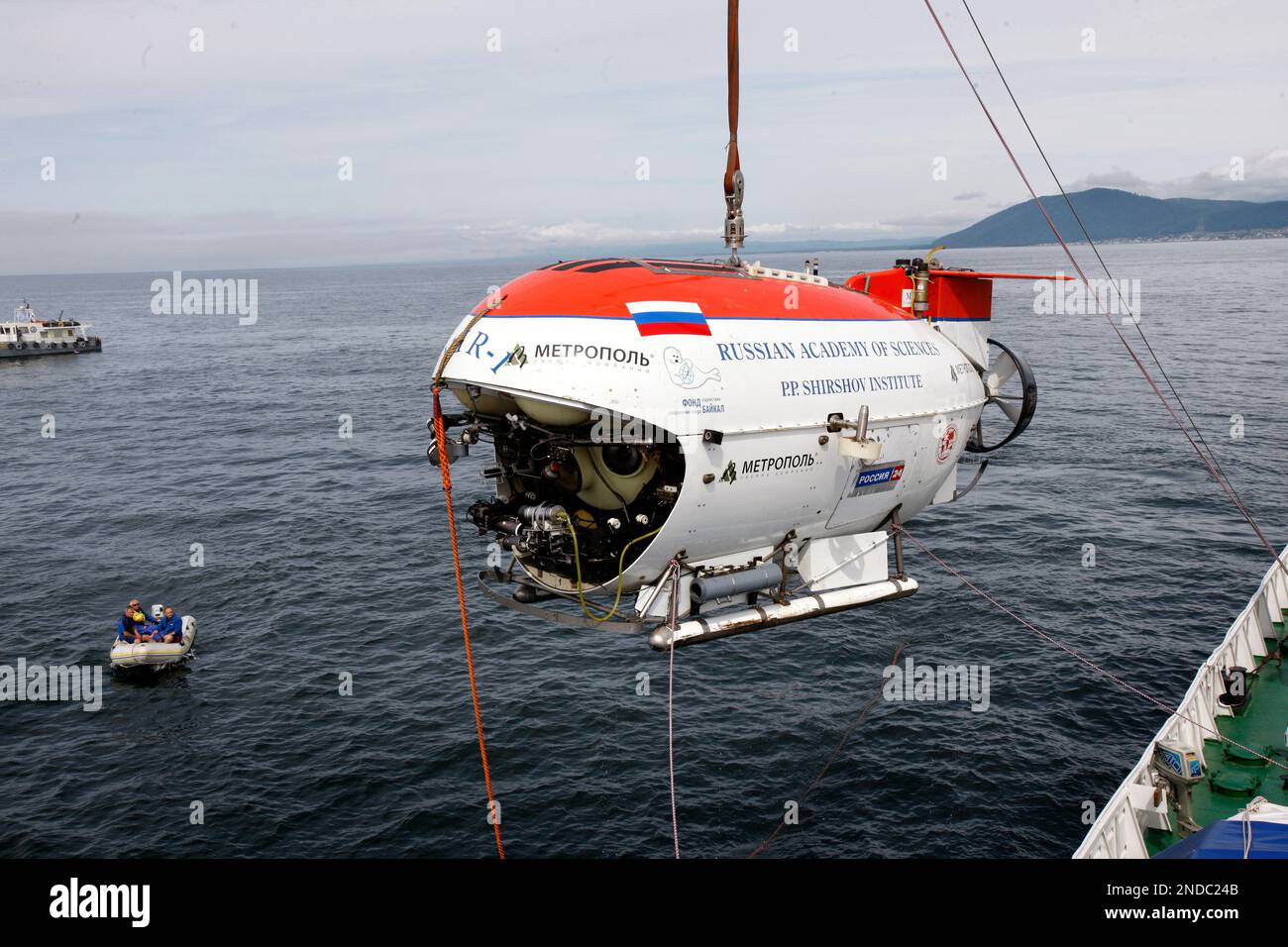 In this photo dated July 16, 2010, the Mir -1 manned submarine is ...
