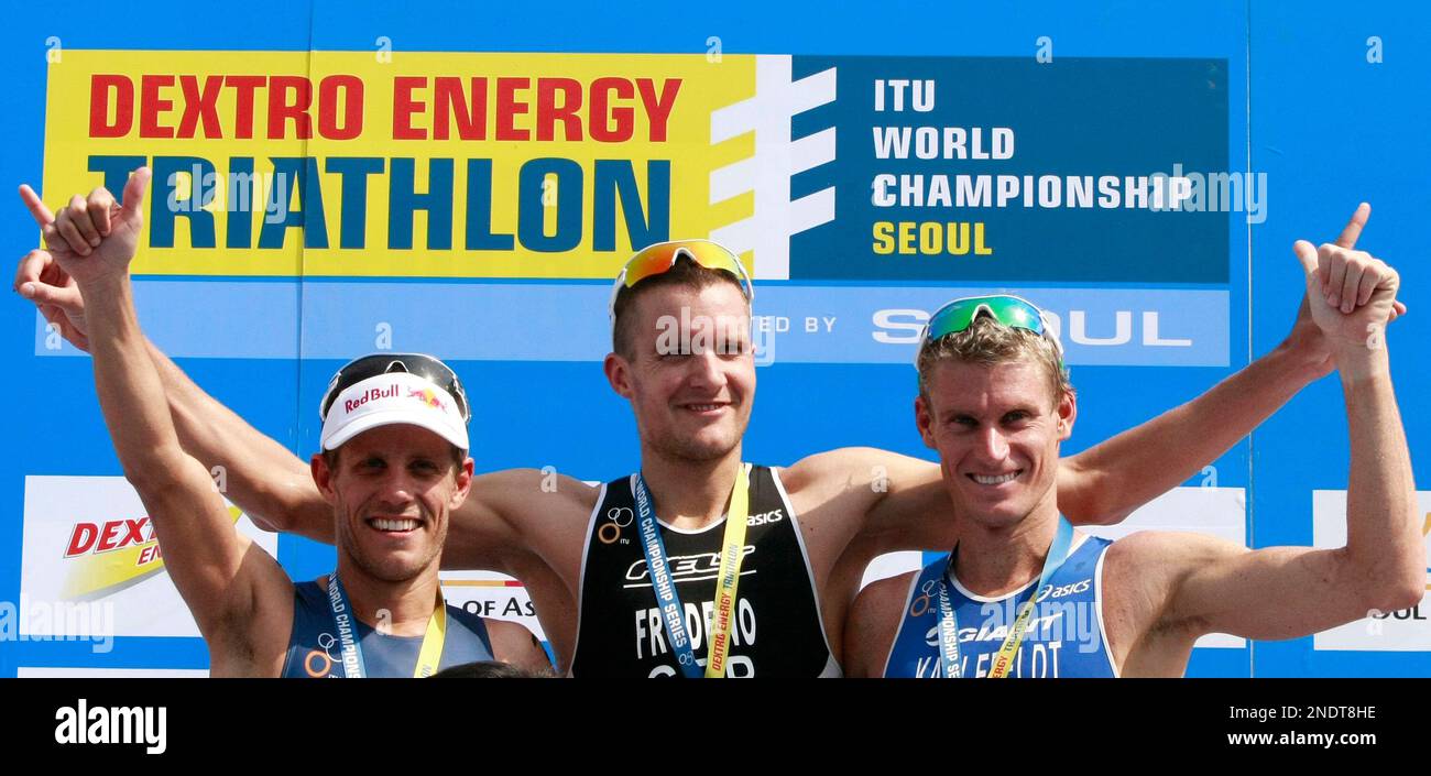 Australia's Courtney Atkinson, left, who placed second, winner Jan ...