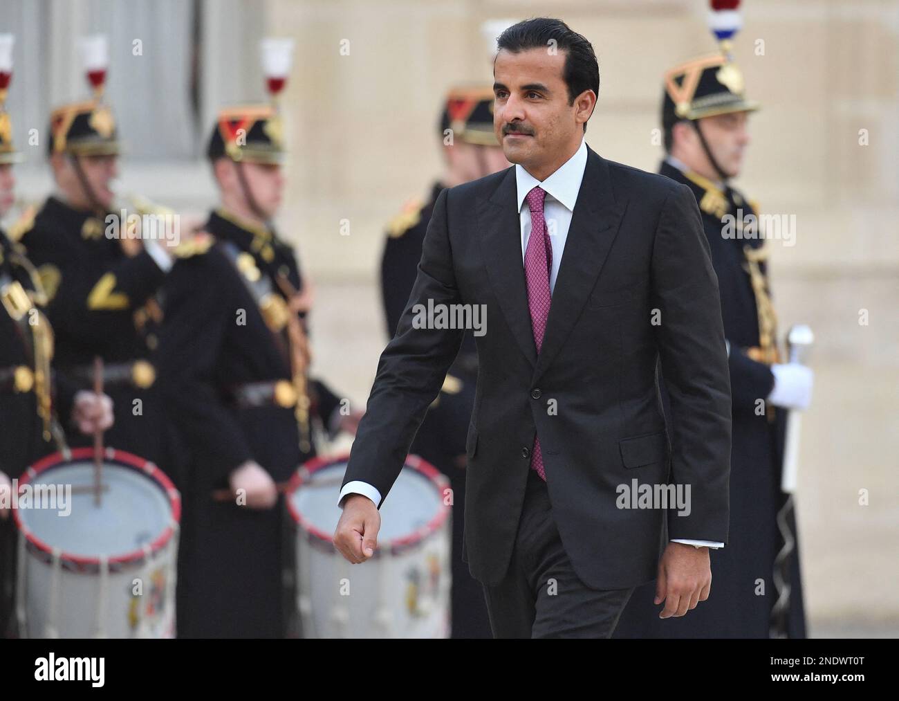 Cheikh tamim ben hamad al thani Banque de photographies et d’images à ...