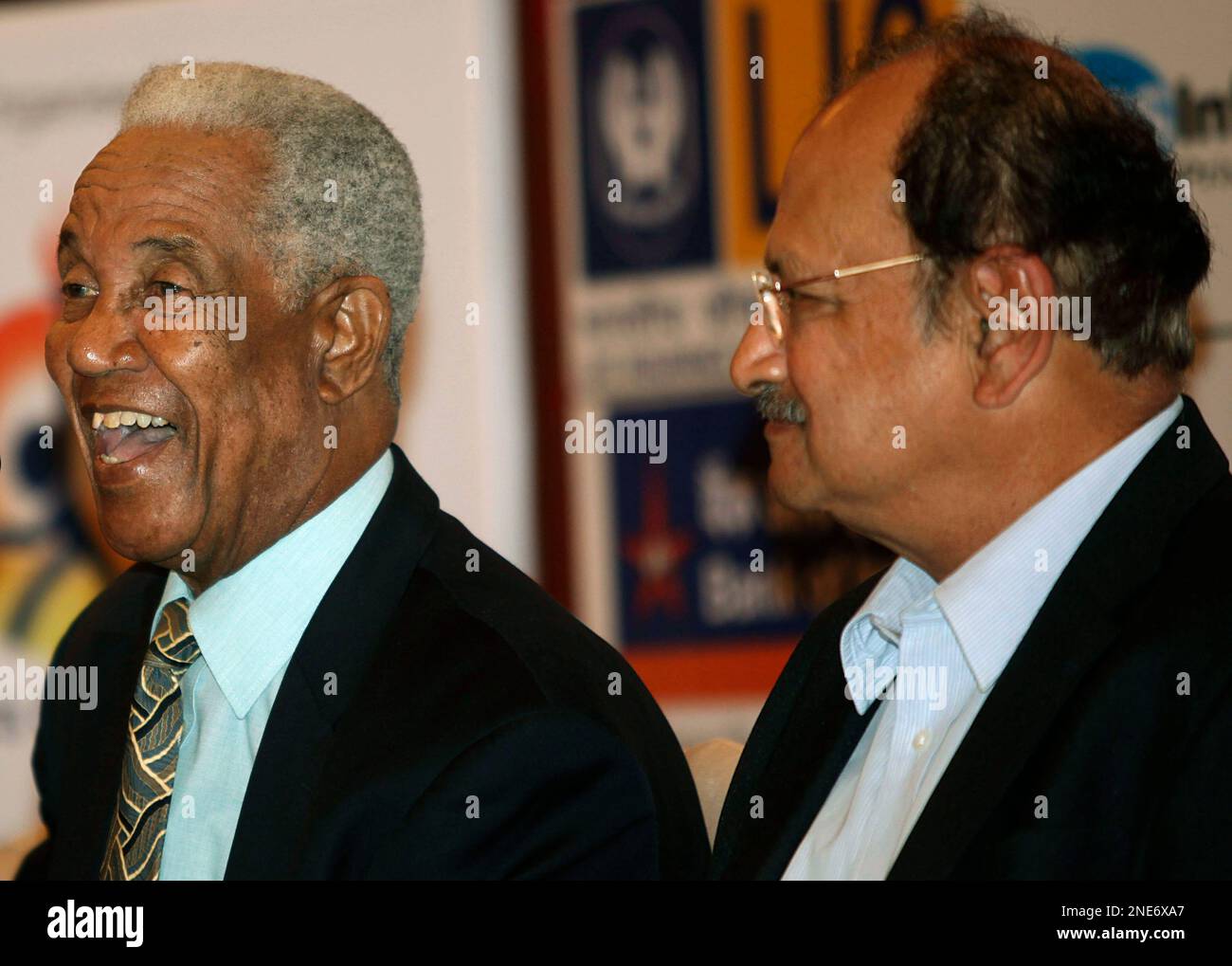 Former West Indies cricket captain and all rounder Gary Sobers, left ...