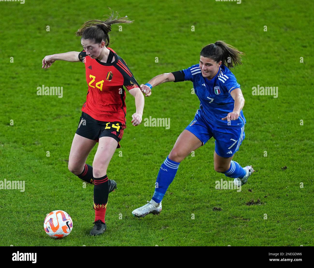 Sofia Cantore (à droite) en Italie et Fran Meersman en Belgique se ...