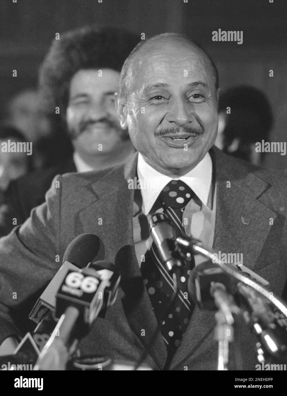 Manhattan Borough President Percy Sutton announces his candidacy for ...