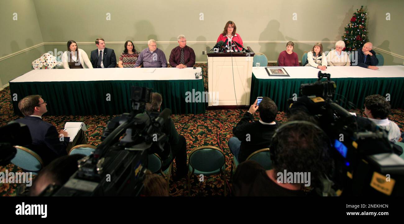 Friends and family of Susan Powell, who was reported missing Dec. 7 ...