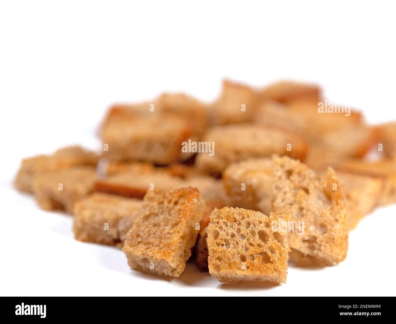 Bread cubes Banque de photographies et d’images à haute résolution - Alamy