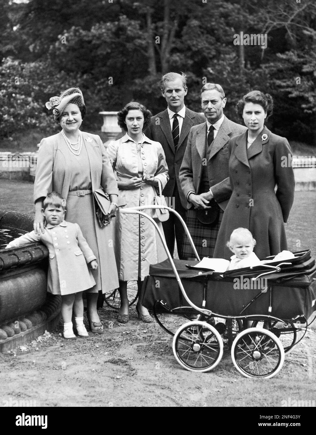 This is the British Royal Family as it gathered together at Balmoral ...