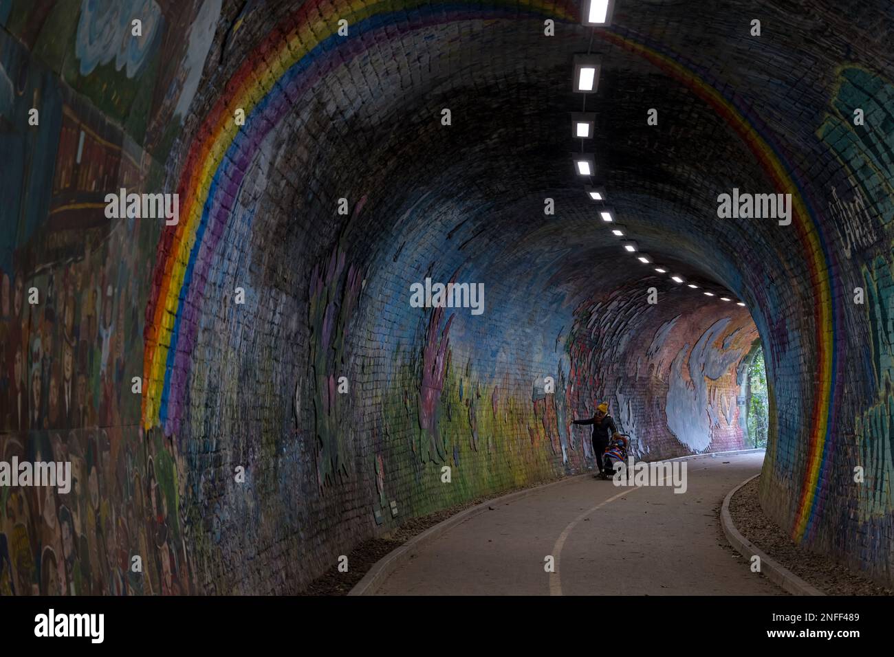 Tunnel ferroviaire de colinton Banque de photographies et d’images à ...