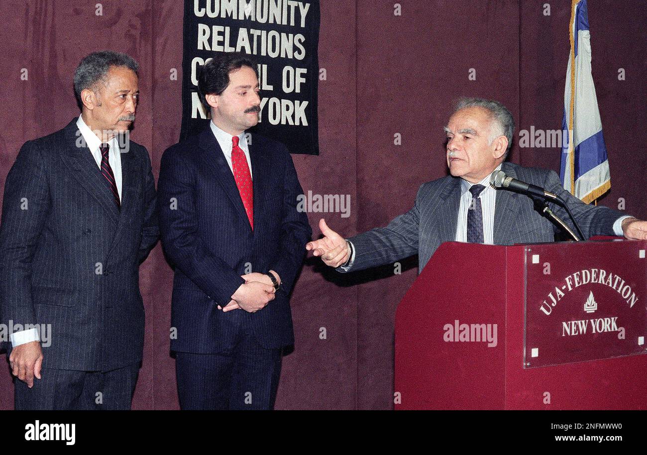 Israeli Prime Minister Yitzhak Shamir gestures towards Manhattan ...