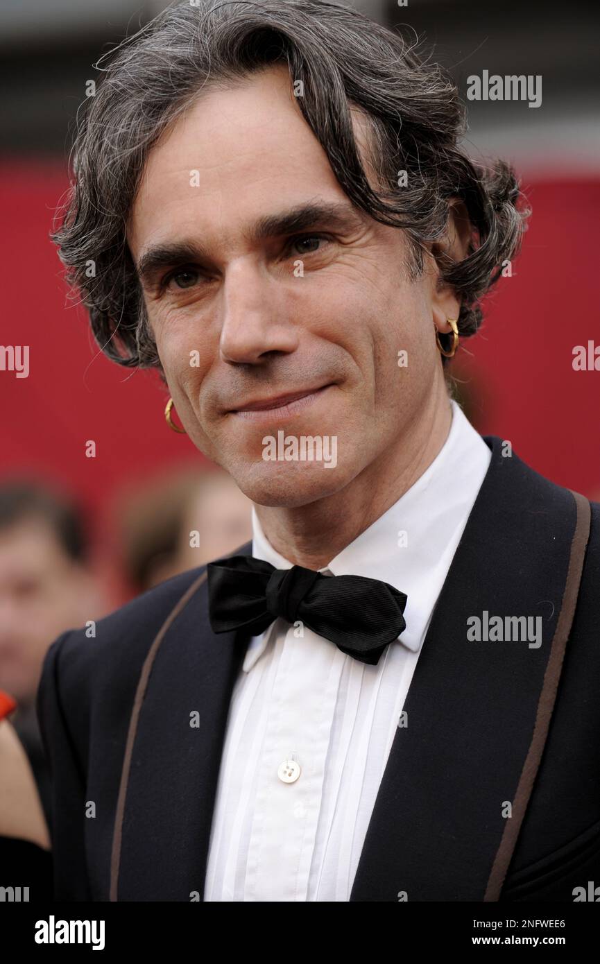 Actor Daniel Day-Lewis arrives at the 80th Academy Awards at the Kodak ...