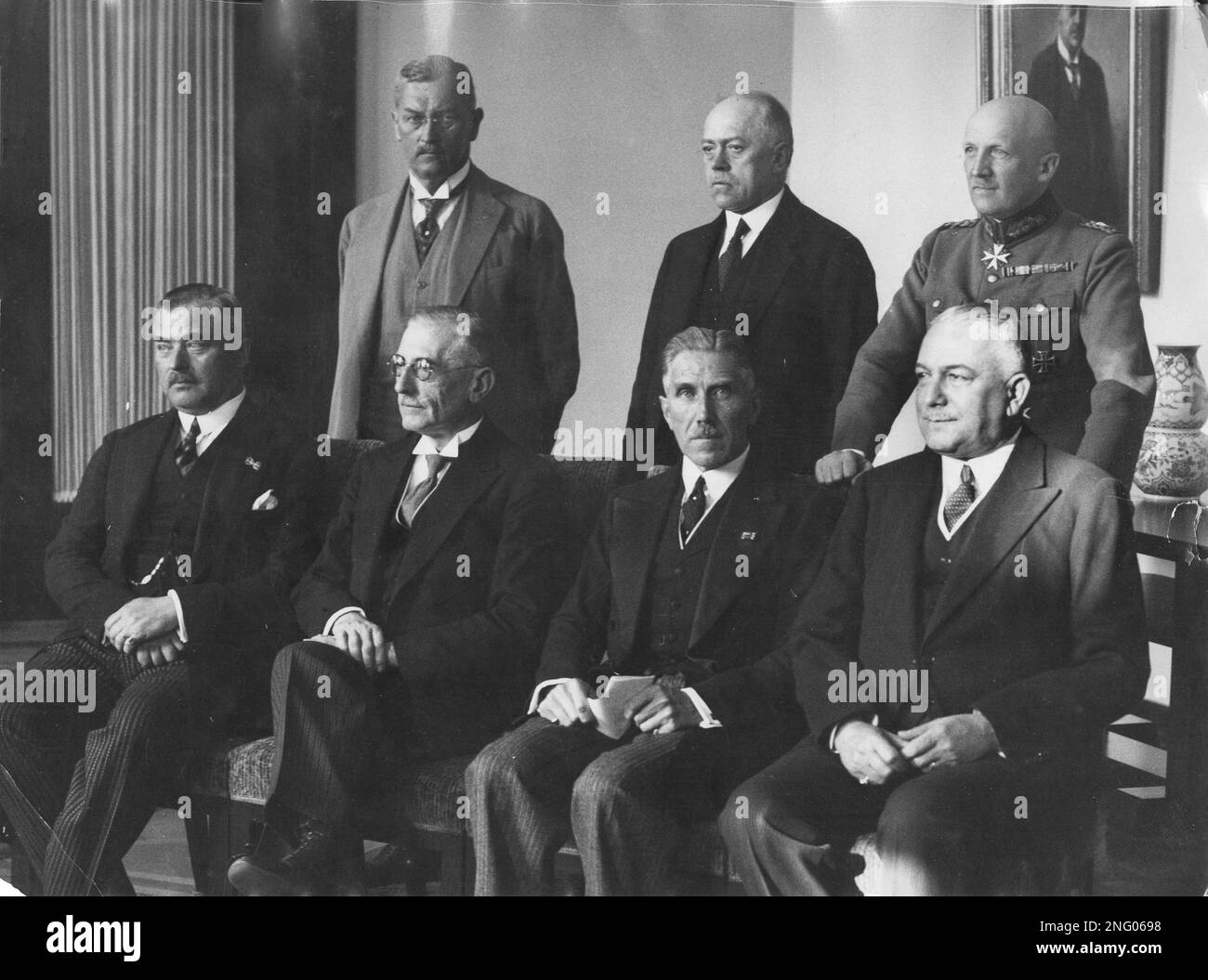 This image shows the ministers of the new cabinet of Germany's ...