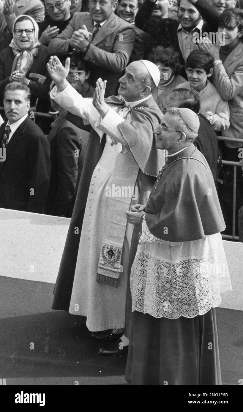 1972 file picture shows late Pope Paul VI, left, together with Cardinal ...