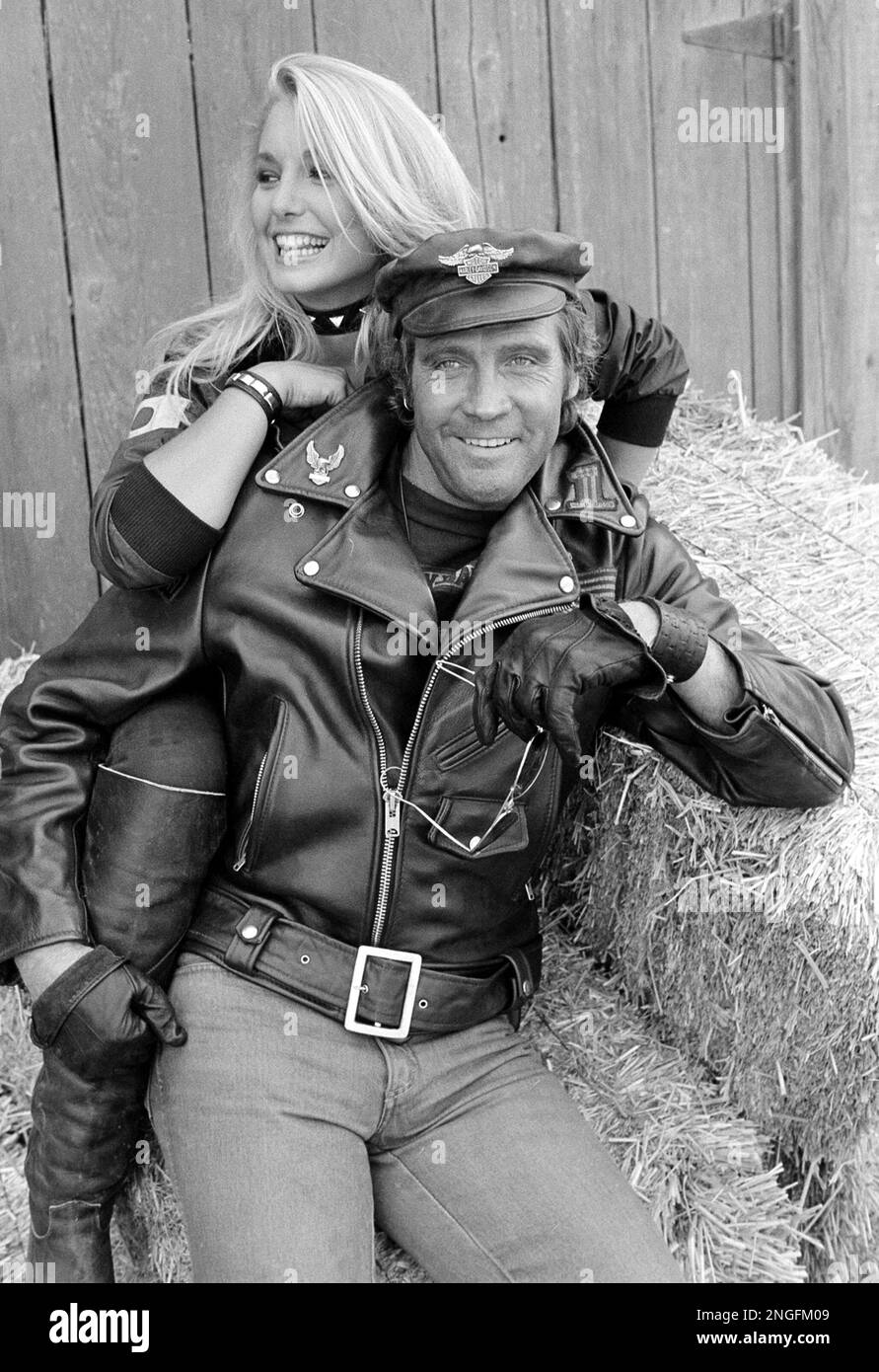 Actor Lee Majors and co-star Heather Thomas of "The Fall Guy" pose ...