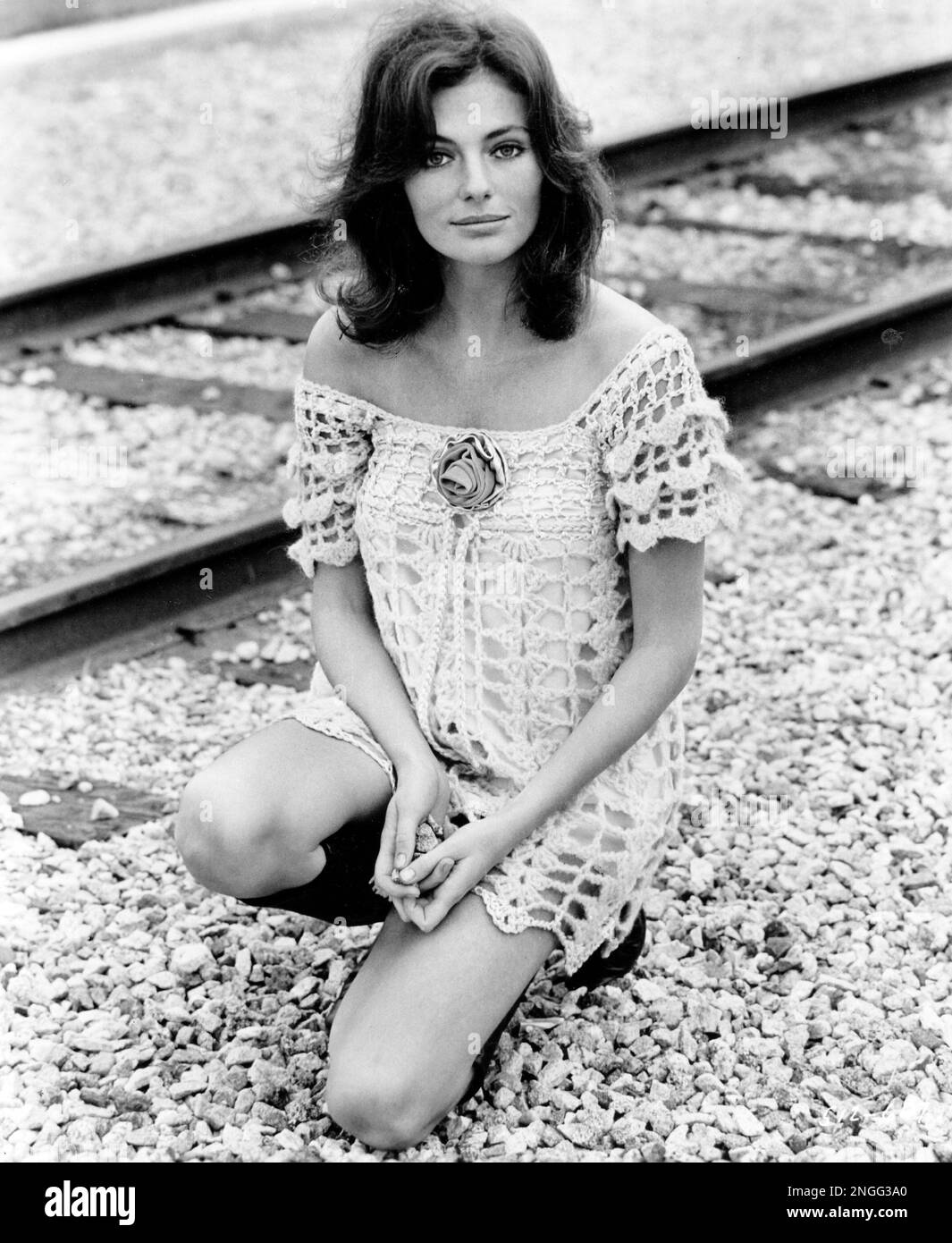 Jacqueline bisset bisset 1968 Banque d'images noir et blanc - Alamy
