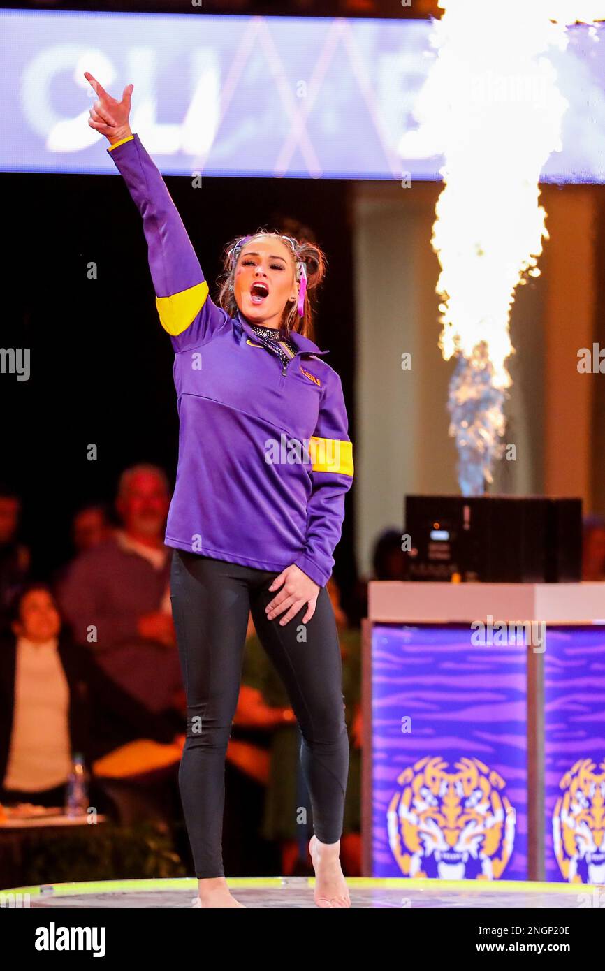 17 février 2023 : le KJ Johnson de LSU est présenté à la foule avant l ...