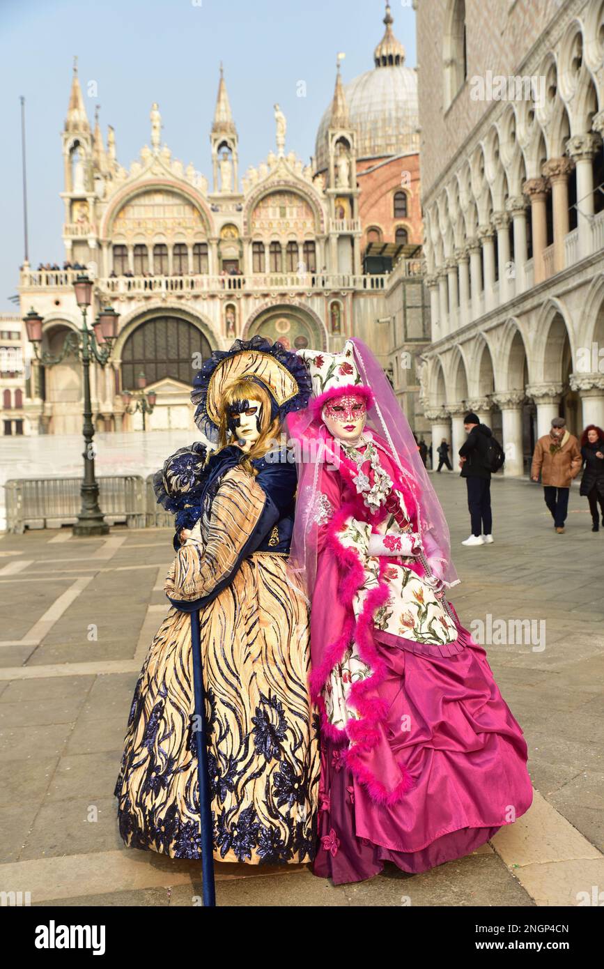 San Marco, Venise, Italie, 18 février 2023, Carnaval de Venise (place Saint-Marc) pendant les ...