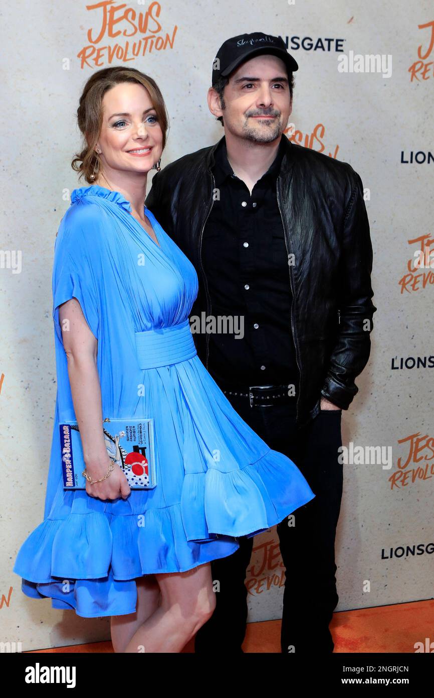 LOS ANGELES - DEC 15 : Kimberly Williams-Paisley, Brad Paisley à la ...