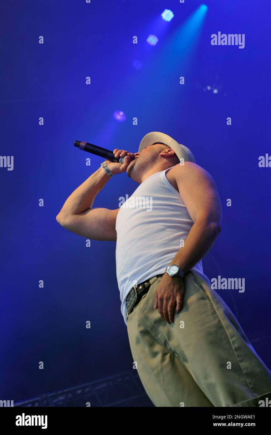 Le rappeur belge Akro vit à Bruxelles | Akro l'ex-leader du groupe ...