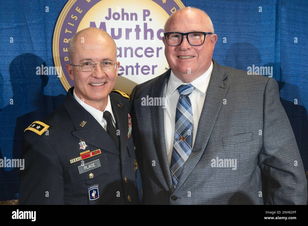 Le lieutenant-général de l'Armée Ronald place, directeur, Agence de la ...